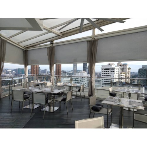 ROOFTOP RESTAURANT _ BAR ZIPPER BLIND